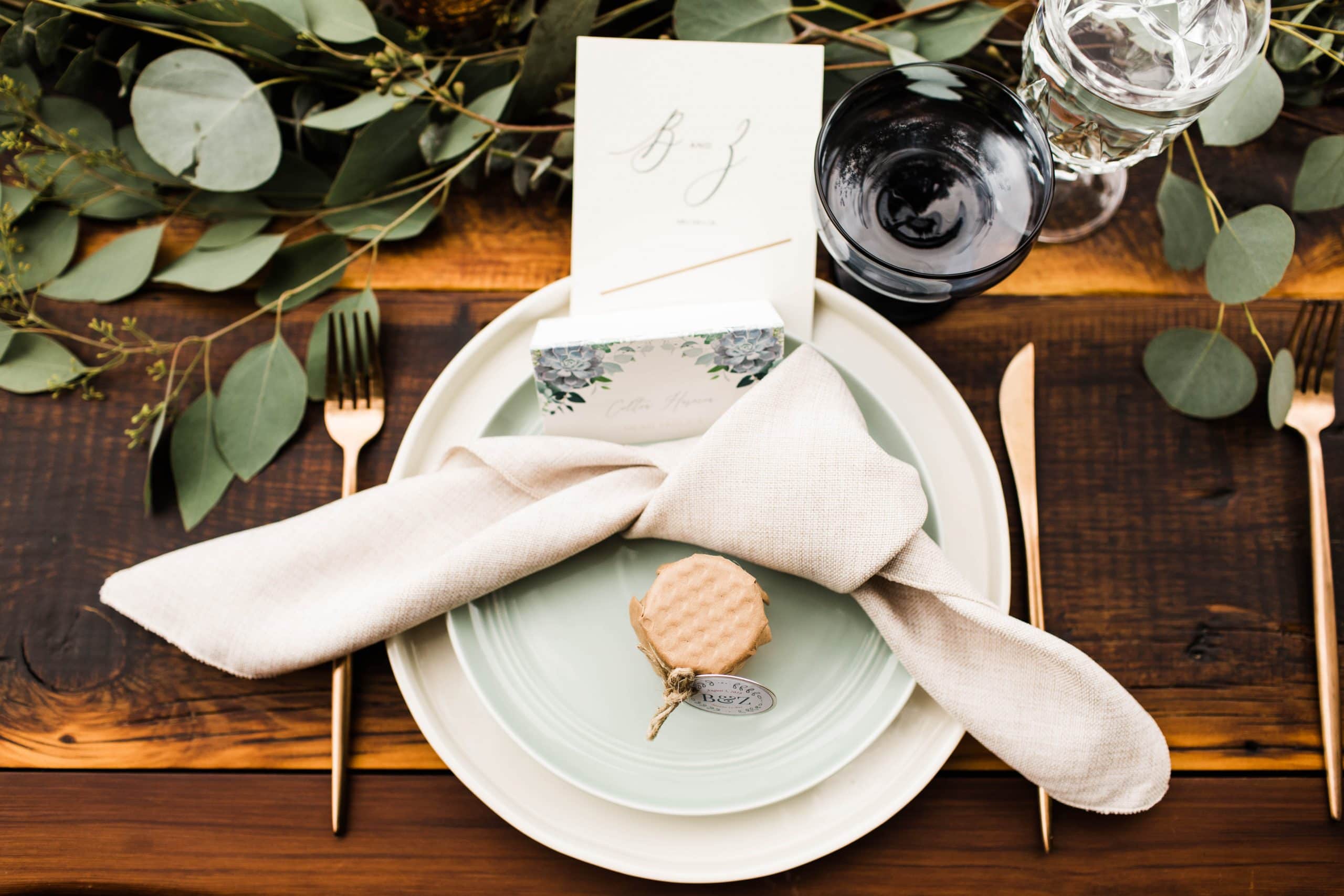 Wedding table setting no plates 60 photos - Astyledwedding.com