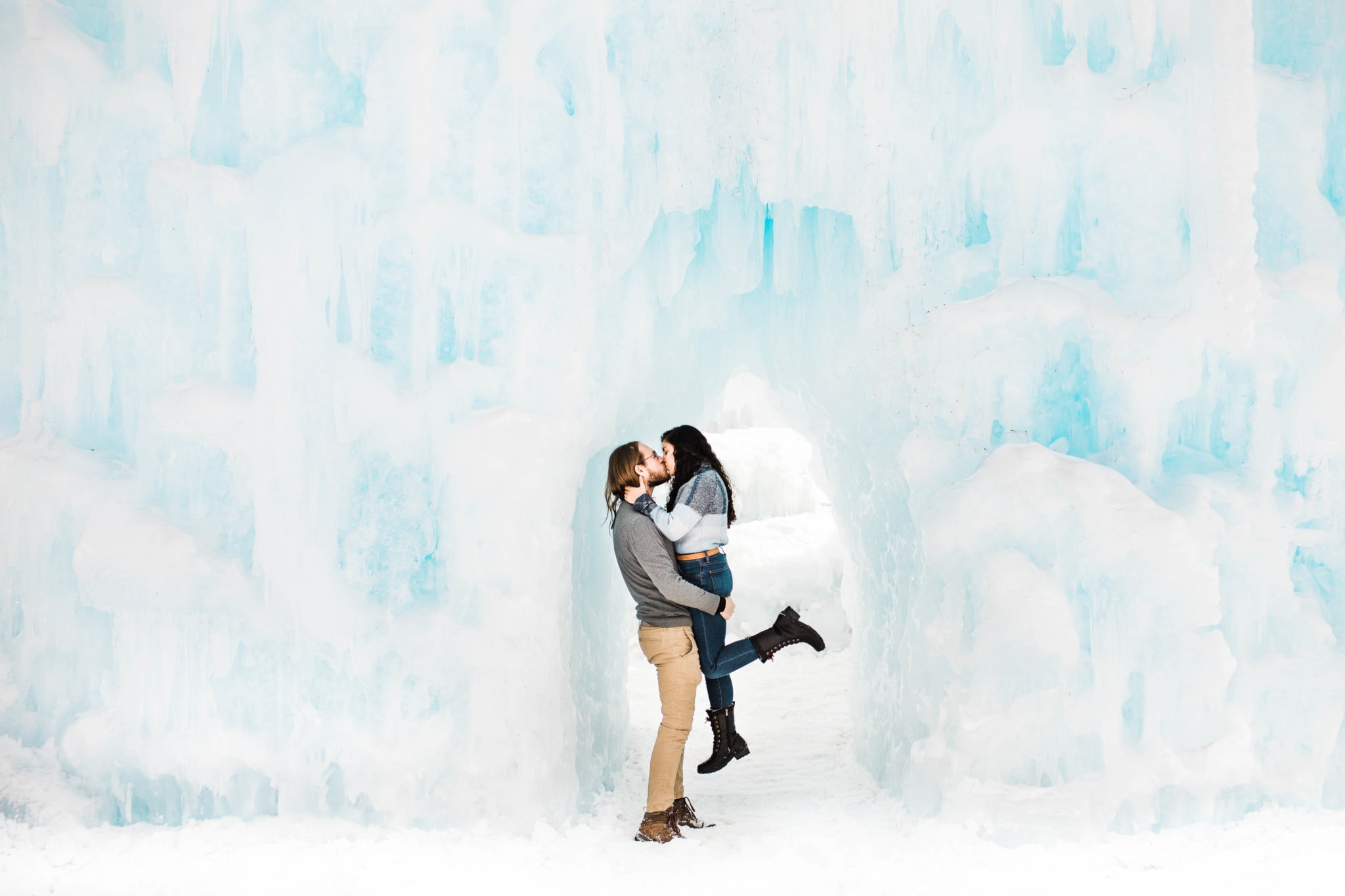 100+ Cute, Romantic Date Ideas for Fall, Winter, Spring, and Summer
