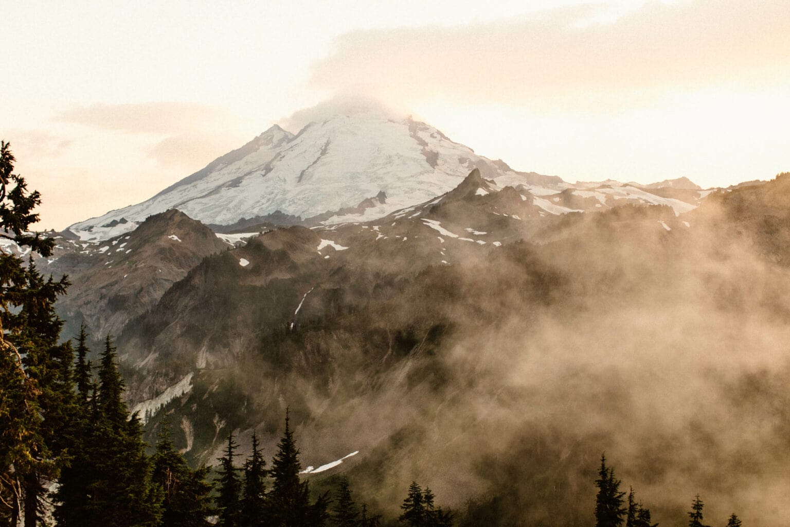 Artist Point at Mt Baker in Washington - The Complete Guide